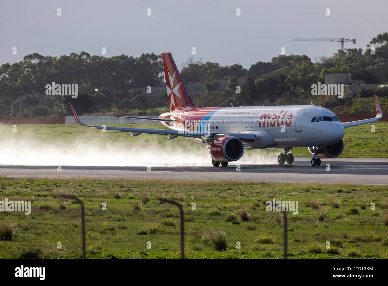 Air Malta Airbus A320-251N (REG: 9H-NED) accelerating for take off on a ...