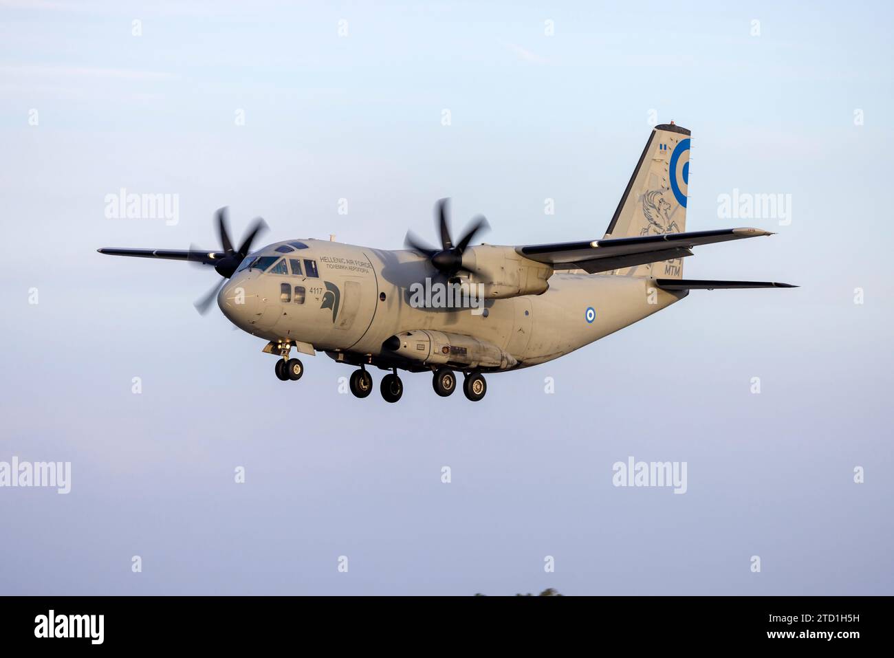 Greek (Hellenic) Air Force Alenia C-27J Spartan (REG: 4117) arriving in ...