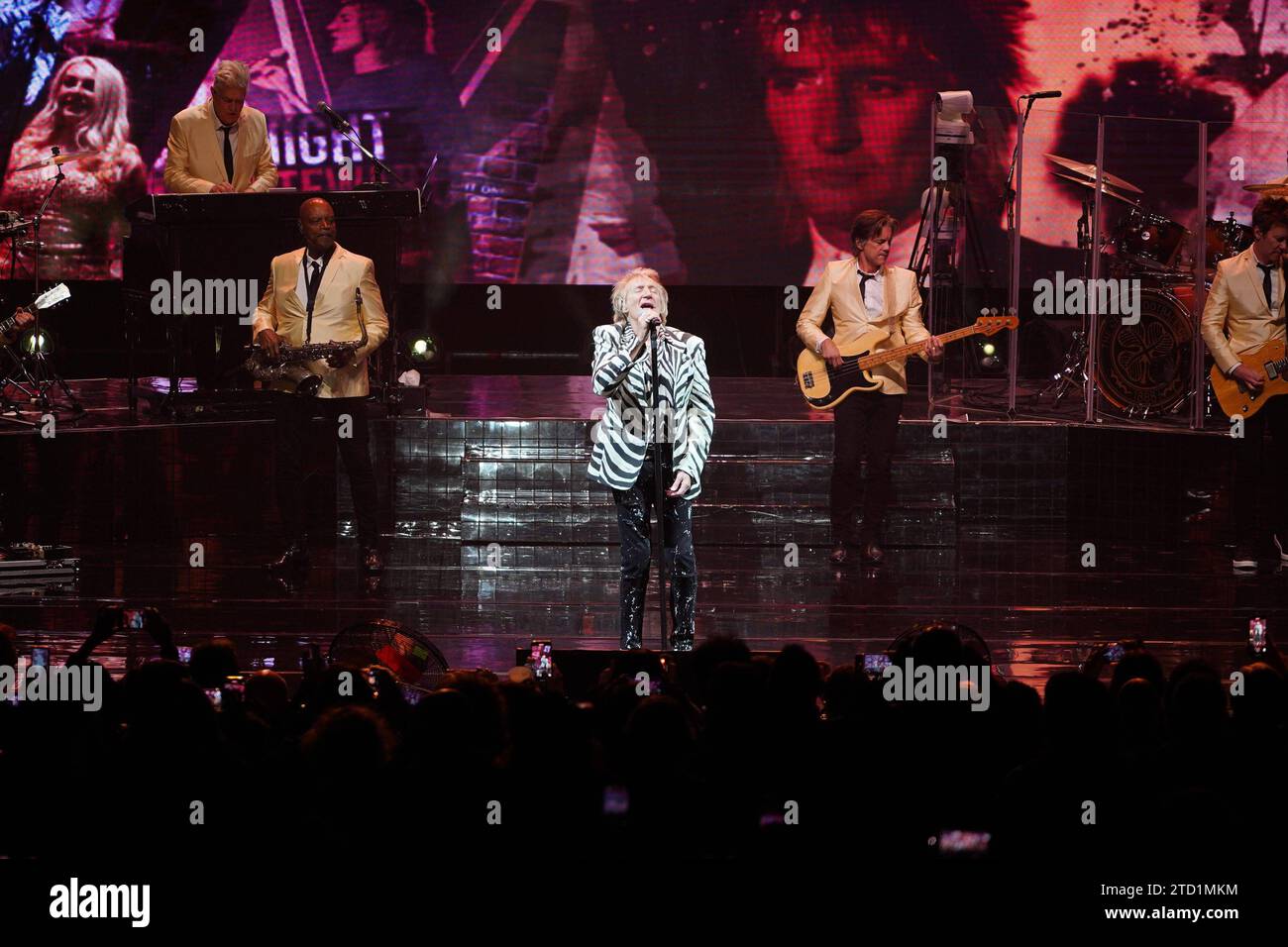 Singer Rod Stewart performing during Navidades Starlite Madrid 2023 in ...