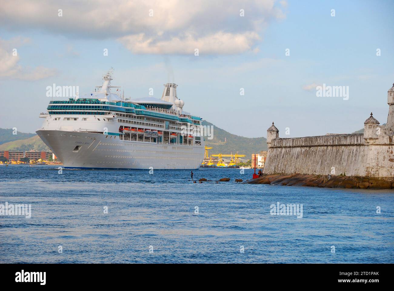 City of Santos, Brazil. Royal Caribbean's Vision of the Seas cruise ...