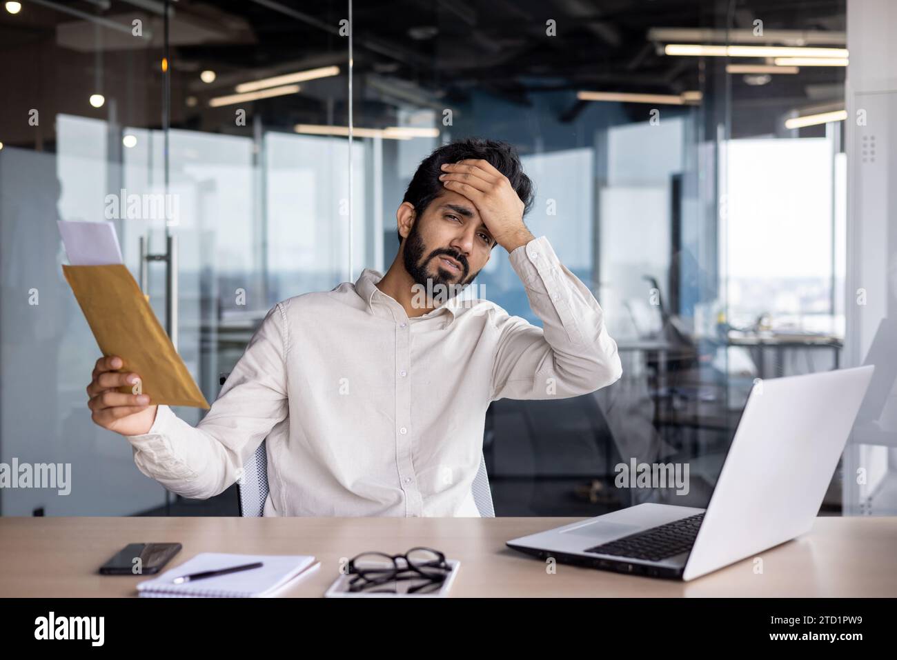 Shock letter hi-res stock photography and images - Alamy