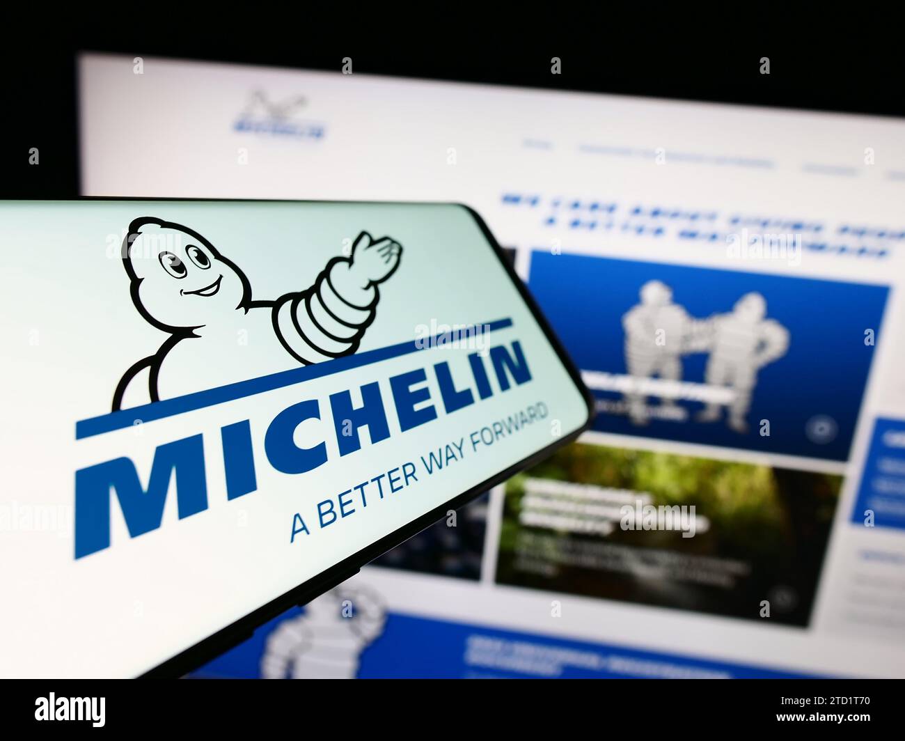Michelin tyres logo hi-res stock photography and images - Alamy