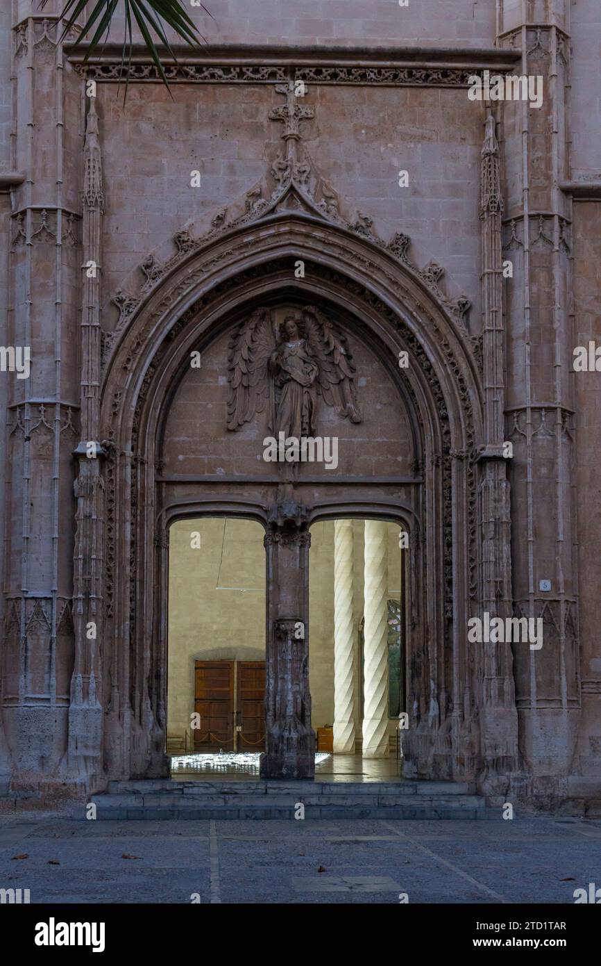 Mallorcan architecture hi-res stock photography and images - Alamy