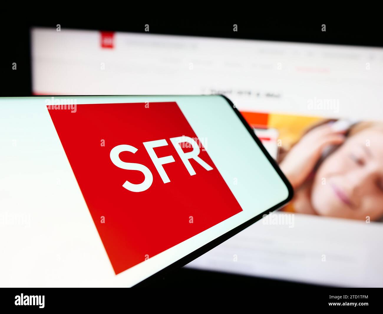 Altice logo hi-res stock photography and images - Alamy