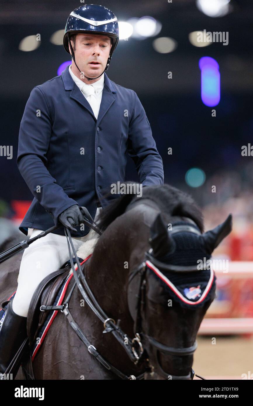 London, UK. 15th Dec 2023. Robert Whitaker of Great Britain with ...