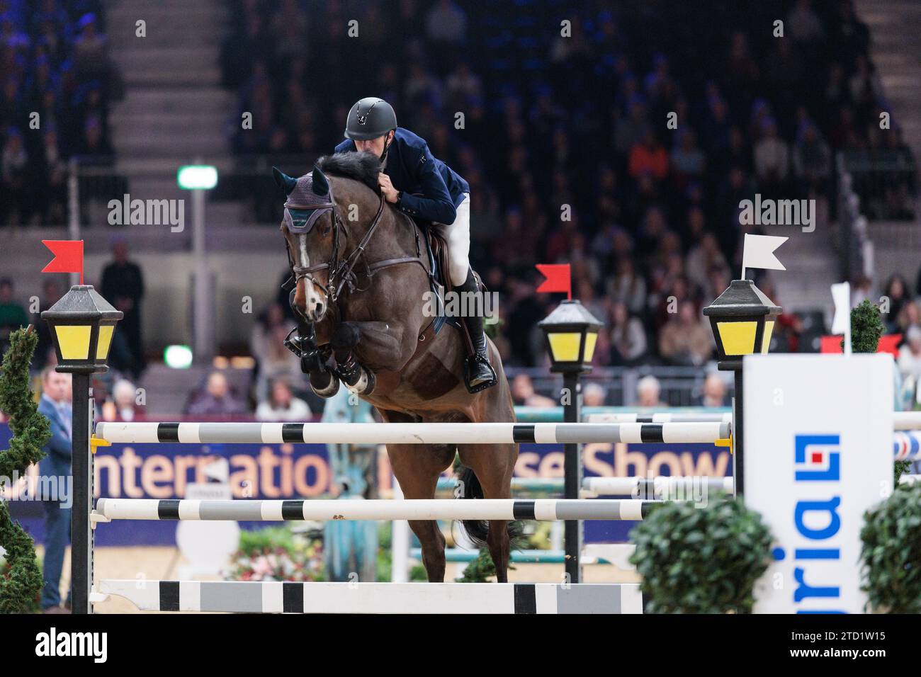 London, UK. 15th Dec 2023. Gregory Wathelet of Belgium with Quaker ...