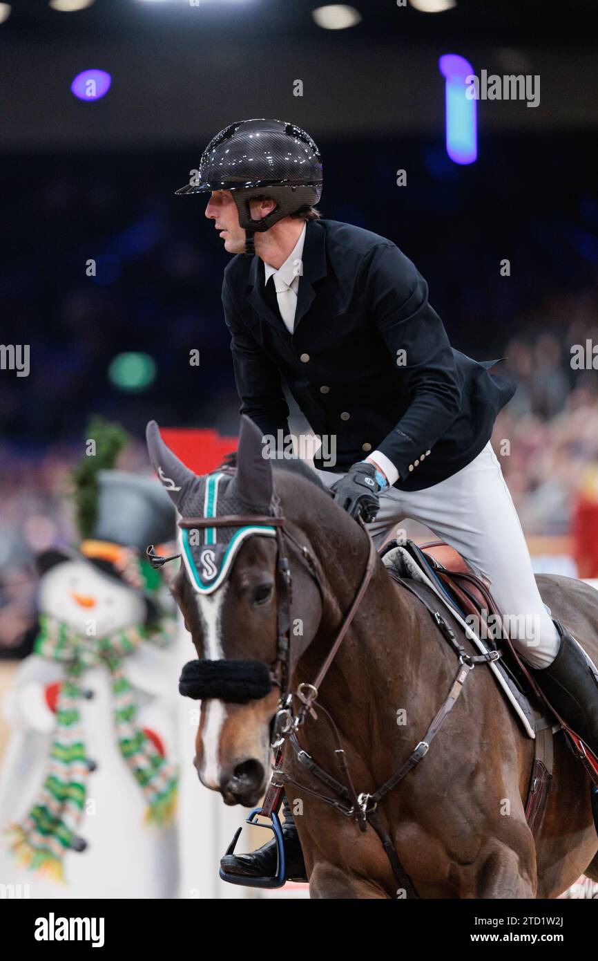 London, UK. 15th Dec 2023. Kevin Staut of France with Visconti du ...