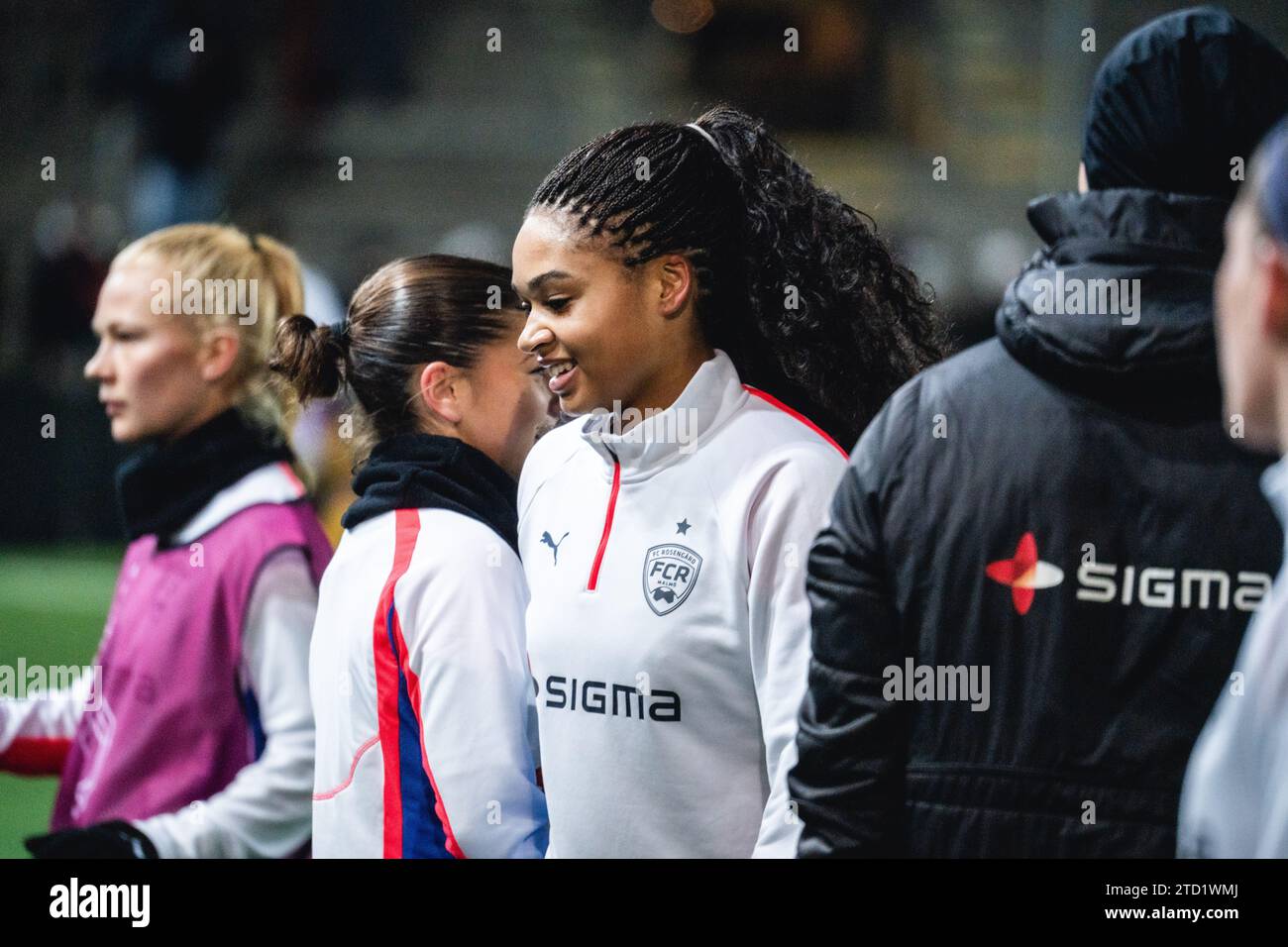 Fc barcelona fc rosengaard hi-res stock photography and images - Alamy