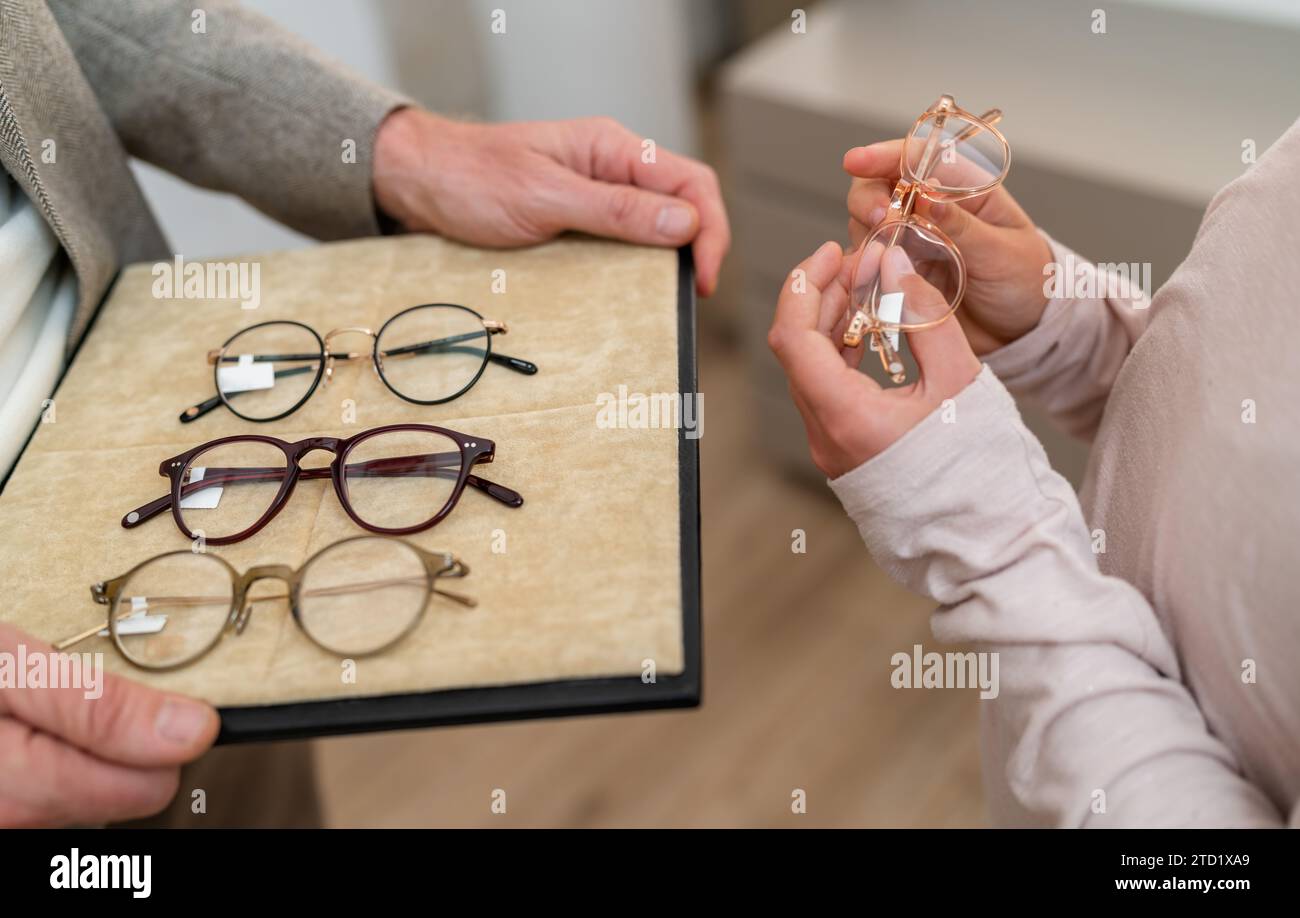 Close fitting tray hi-res stock photography and images - Alamy
