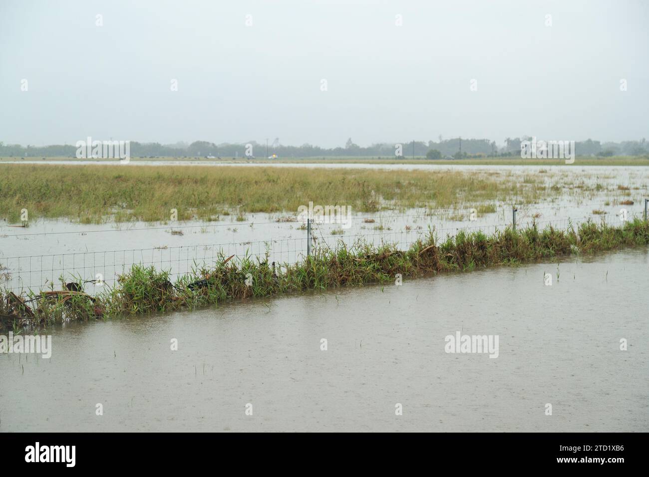 Extensive flooding of the surrounding fields in the northern beaches ...