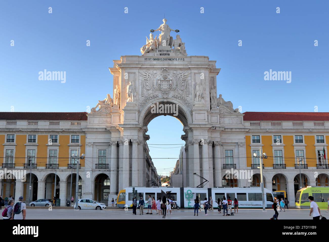 The Rua Augusta Arch (Arco da Rua Augusta), built to commemorate the ...