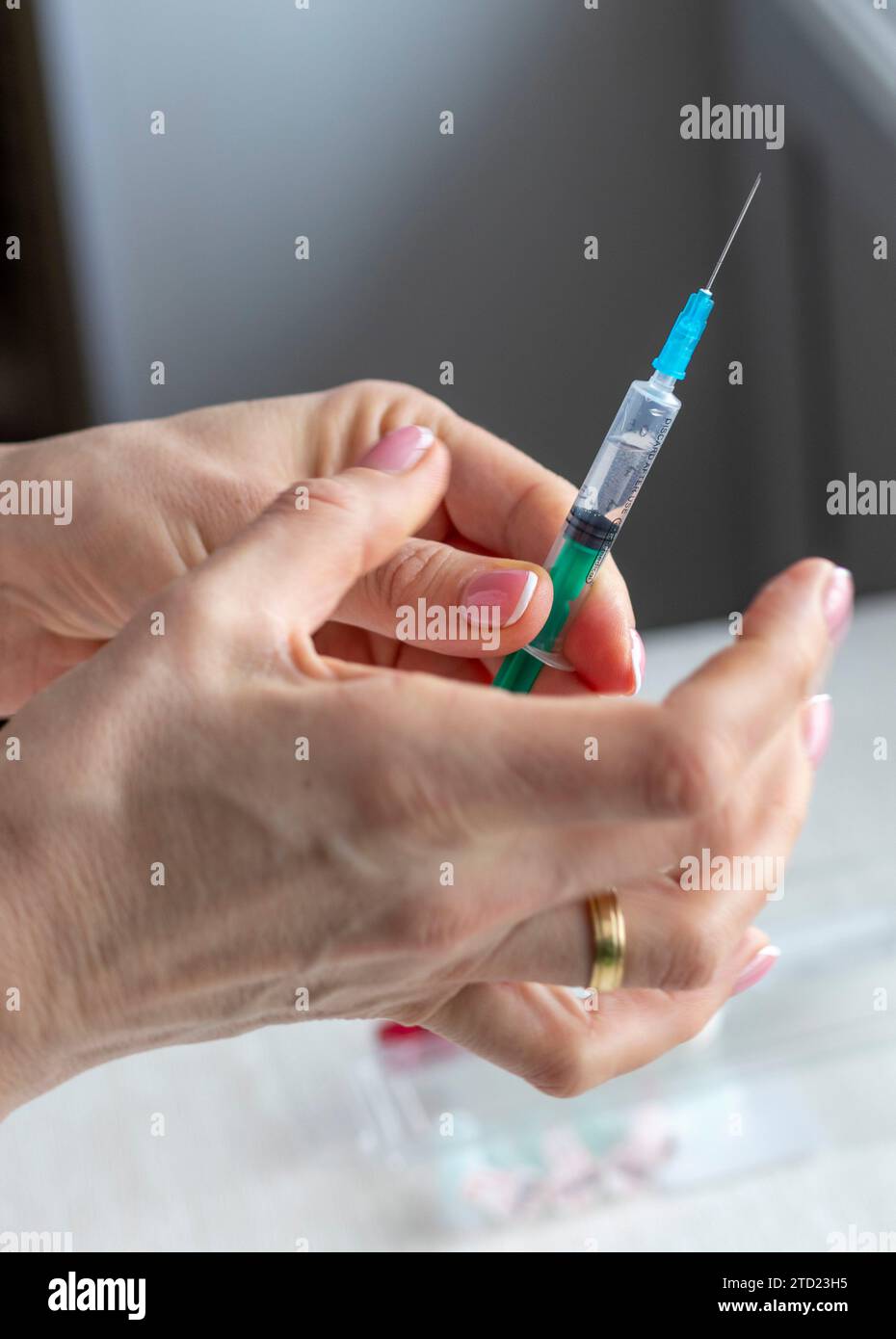 Nurse injection abdomen hi-res stock photography and images - Alamy