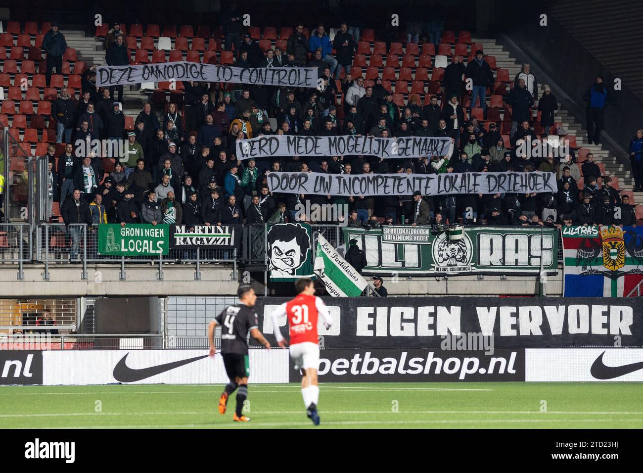 MAASTRICHT, football, 15-12-2023, stadion de Geusselt, MVV Maastricht ...
