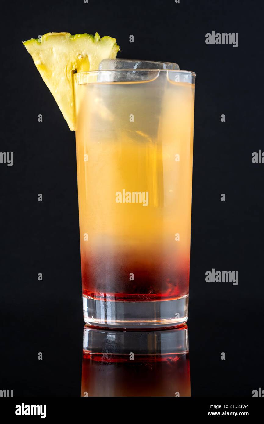 Rum punch hi-res stock photography and images - Alamy