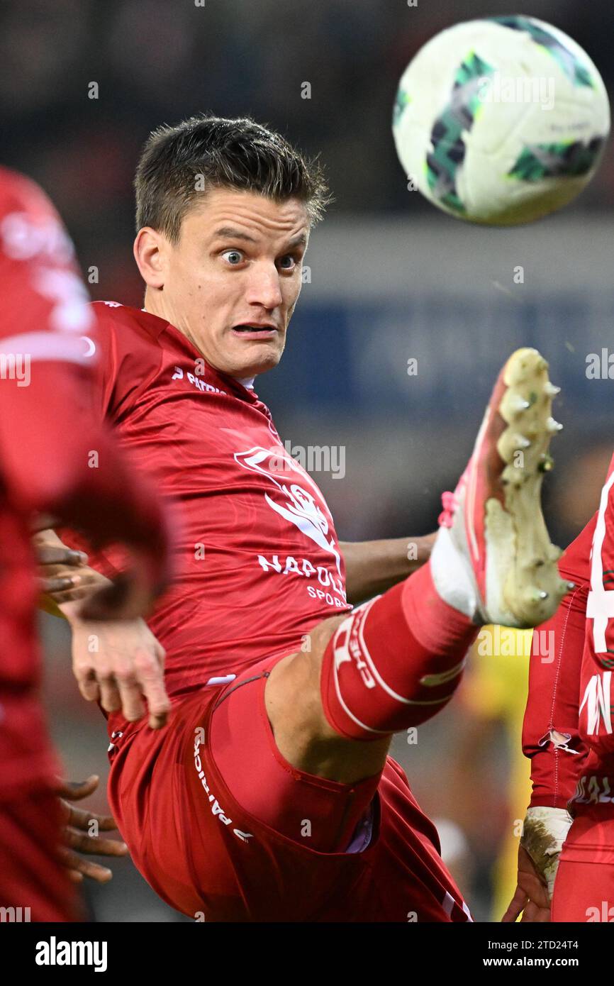 Jelle Vossen (9) of Zulte-Waregem pictured during a soccer game between ...