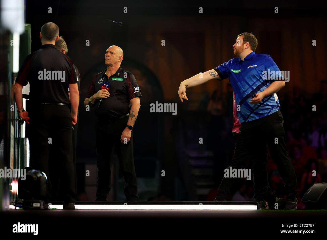 15th December 2023, Alexandra Palace, London, England; 2023/24 PDC ...