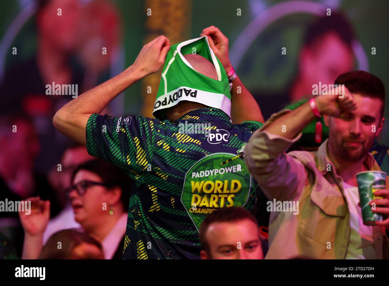 15th December 2023, Alexandra Palace, London, England; 2023/24 PDC ...