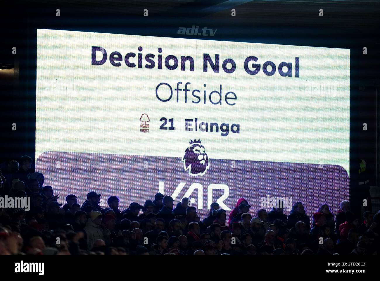 A VAR decision rules the goal of Nottingham Forest's Anthony Elanga ...