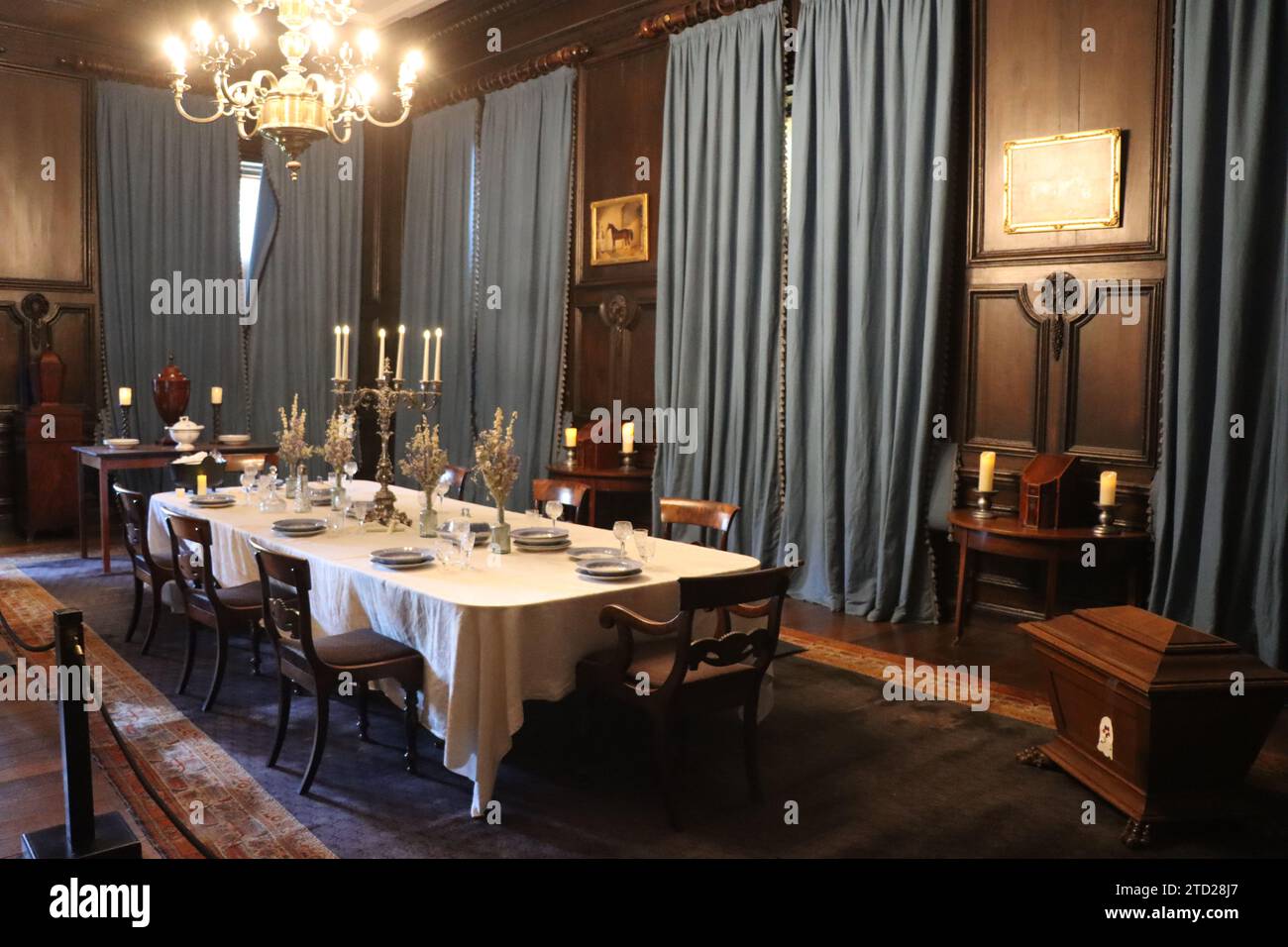 17th century charles ii era mansion hi-res stock photography and images ...