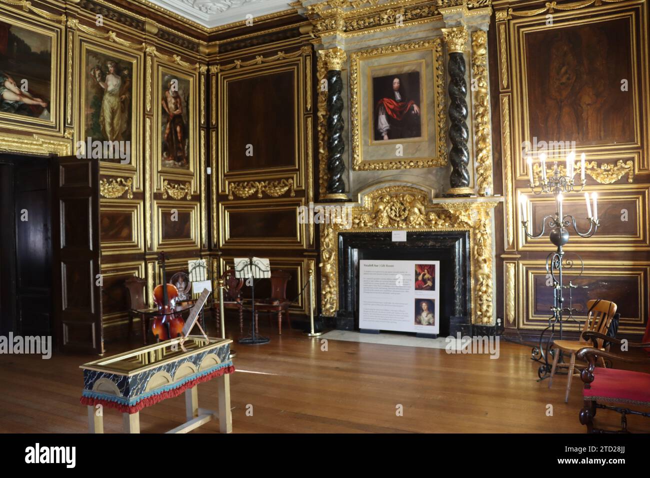 Tredegar house interior hi-res stock photography and images - Alamy