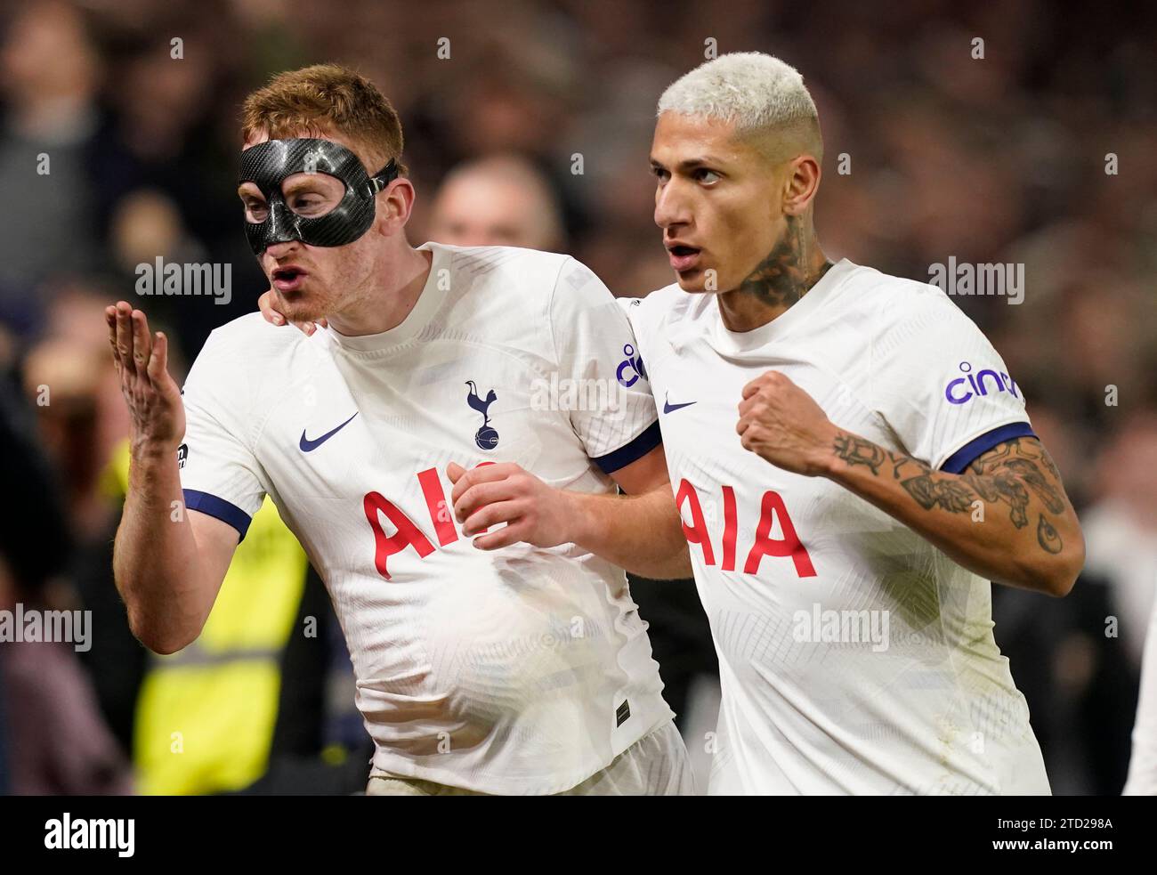 Kulusevski tottenham celebrates hi-res stock photography and images - Alamy