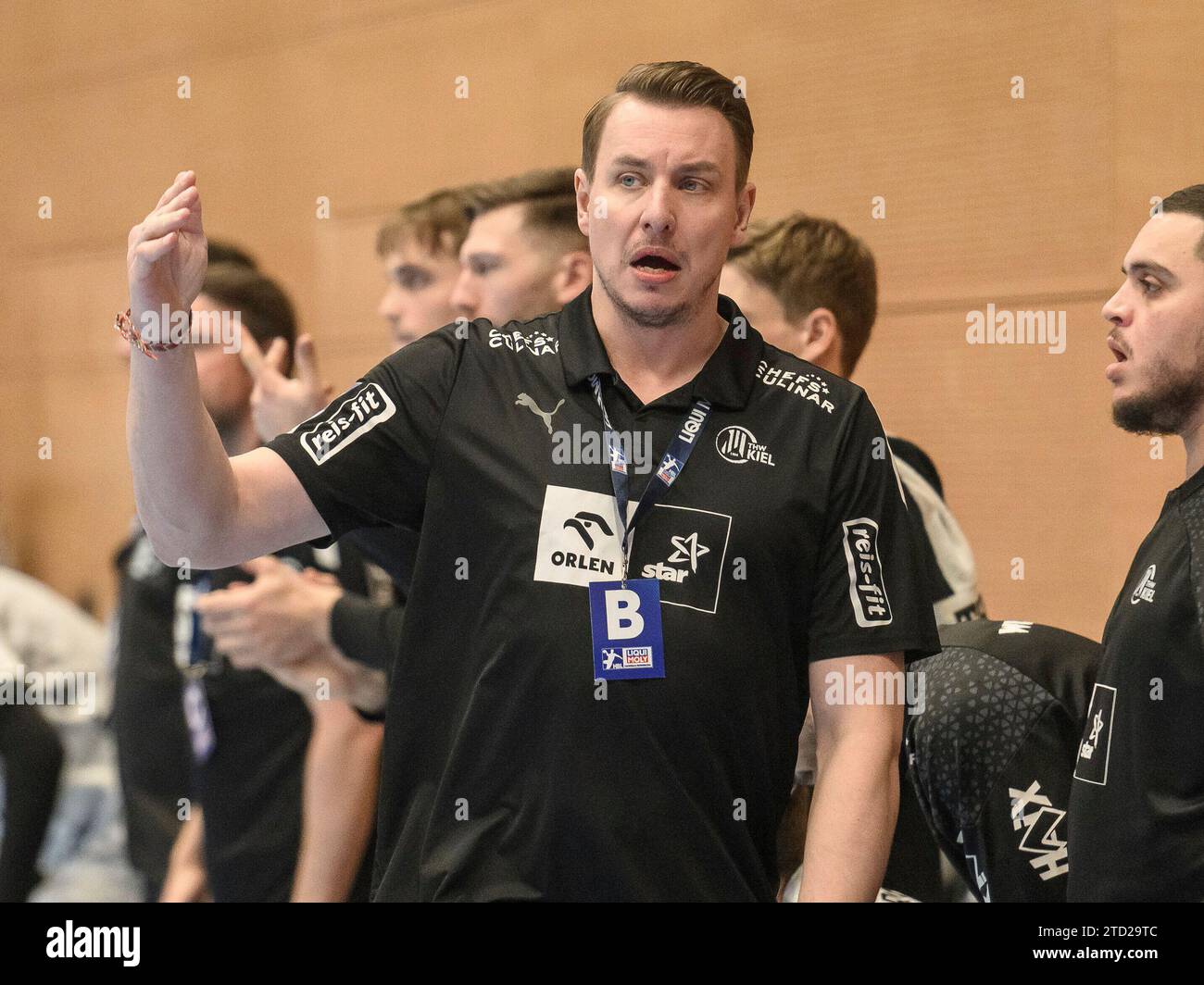 Filip Jicha (Trainer THW Kiel) GER, ThSV Eisenach gegen THW Kiel ...