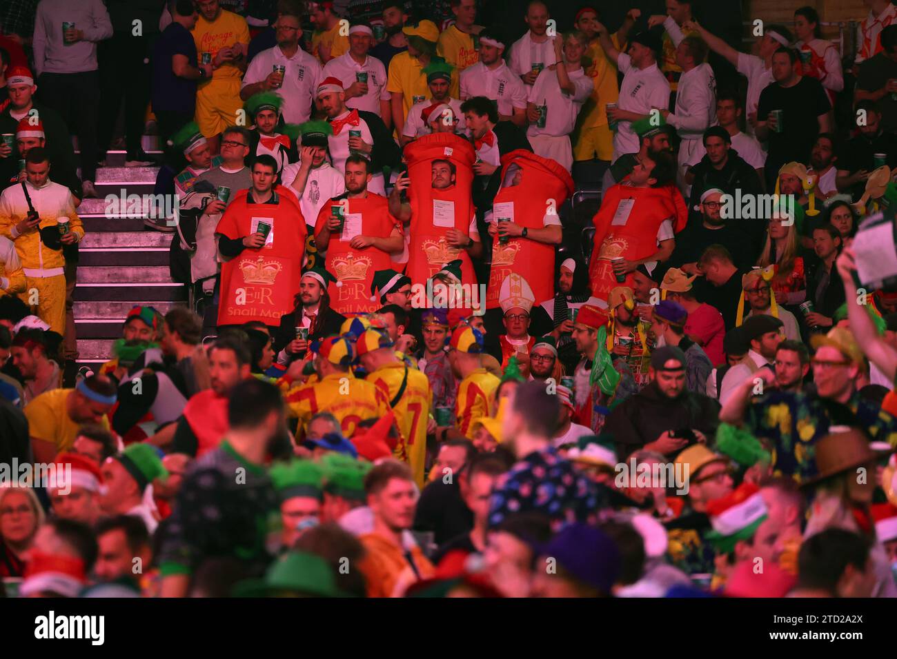 15th December 2023, Alexandra Palace, London, England; 2023/24 PDC ...