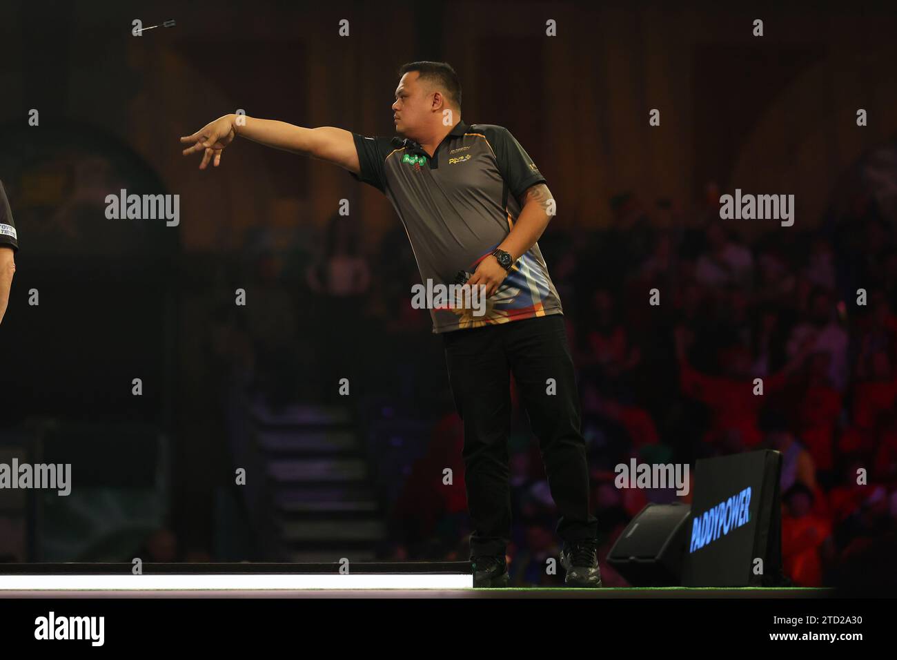 15th December 2023, Alexandra Palace, London, England; 2023/24 PDC ...