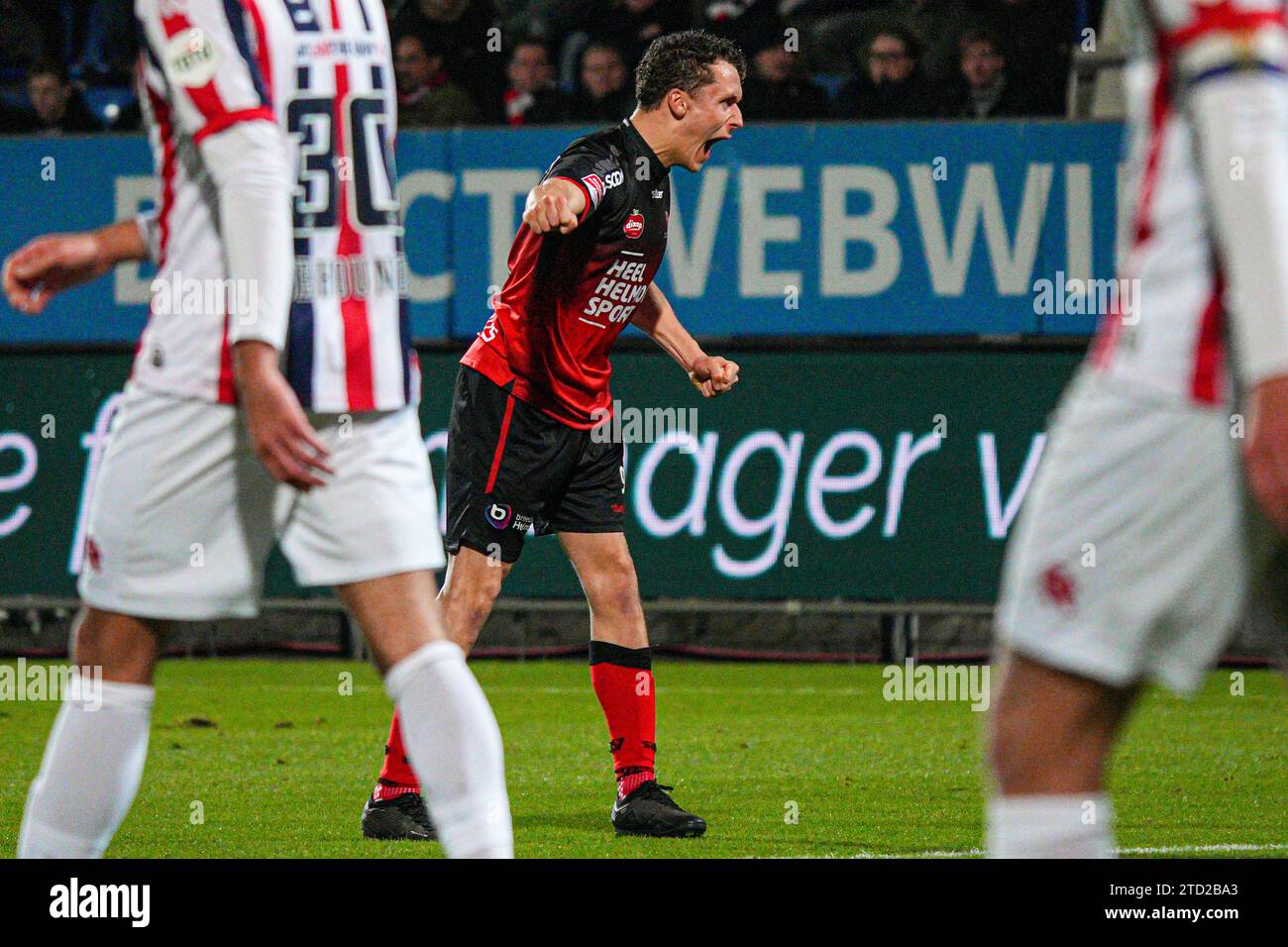 TILBURG, NETHERLANDS - DECEMBER 15: Martijn Kaars of Helmond Sport ...