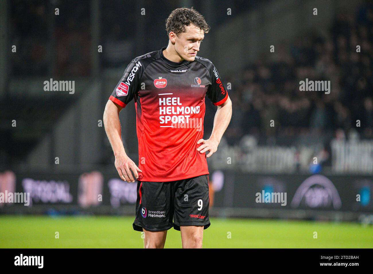 TILBURG, NETHERLANDS - DECEMBER 15: Martijn Kaars of Helmond Sport ...