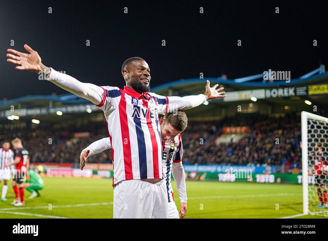 TILBURG, NETHERLANDS - DECEMBER 15: Jeremy Bokila of Willem II ...