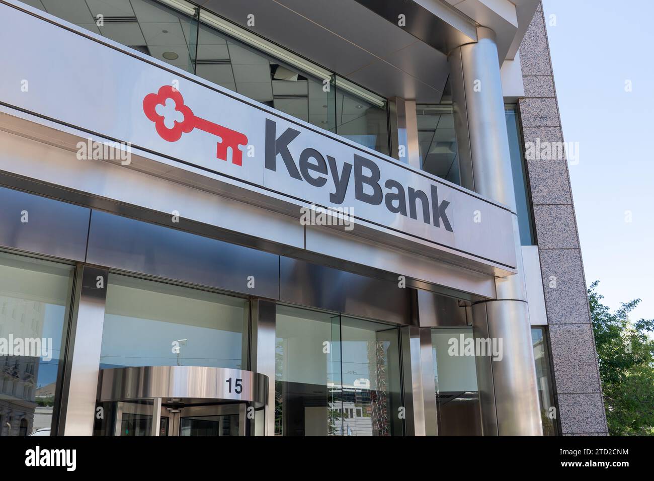 Class a office tower hi-res stock photography and images - Alamy