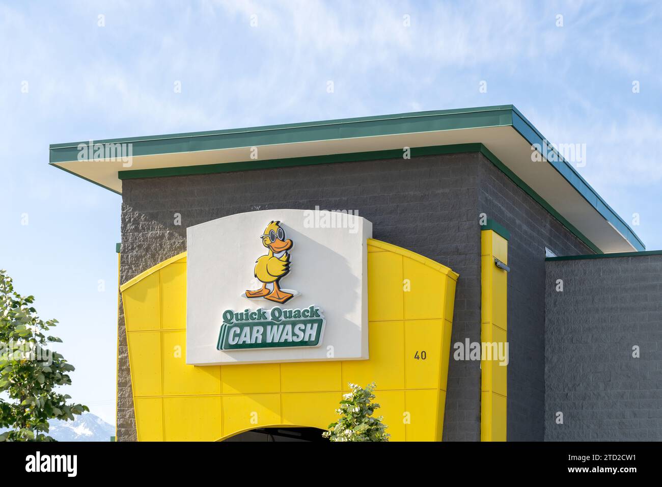 Car wash city hi-res stock photography and images - Alamy