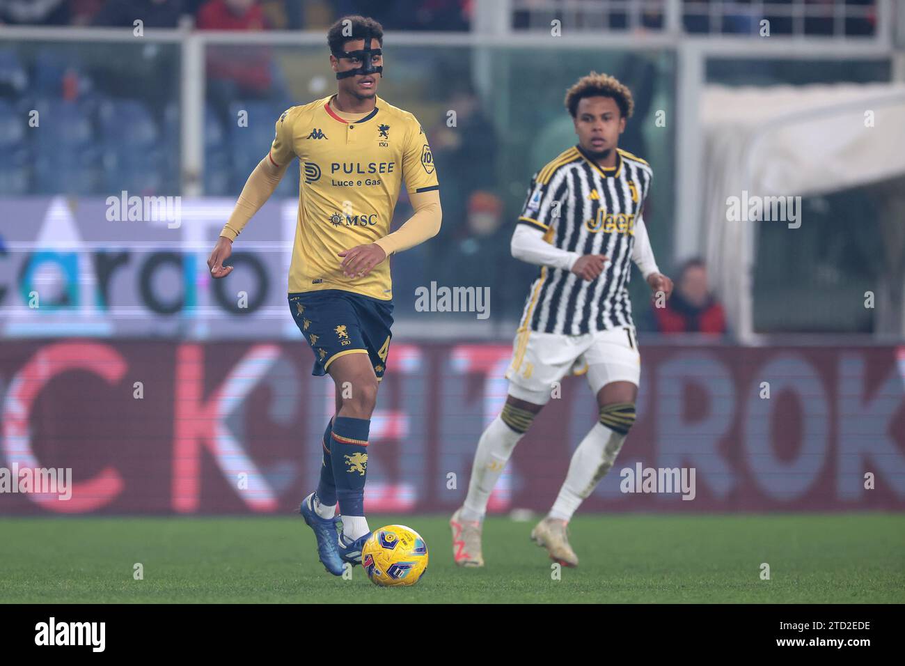 Genoa, Italy, 15th December 2023. Koni De Winter of Genoa CFC and ...