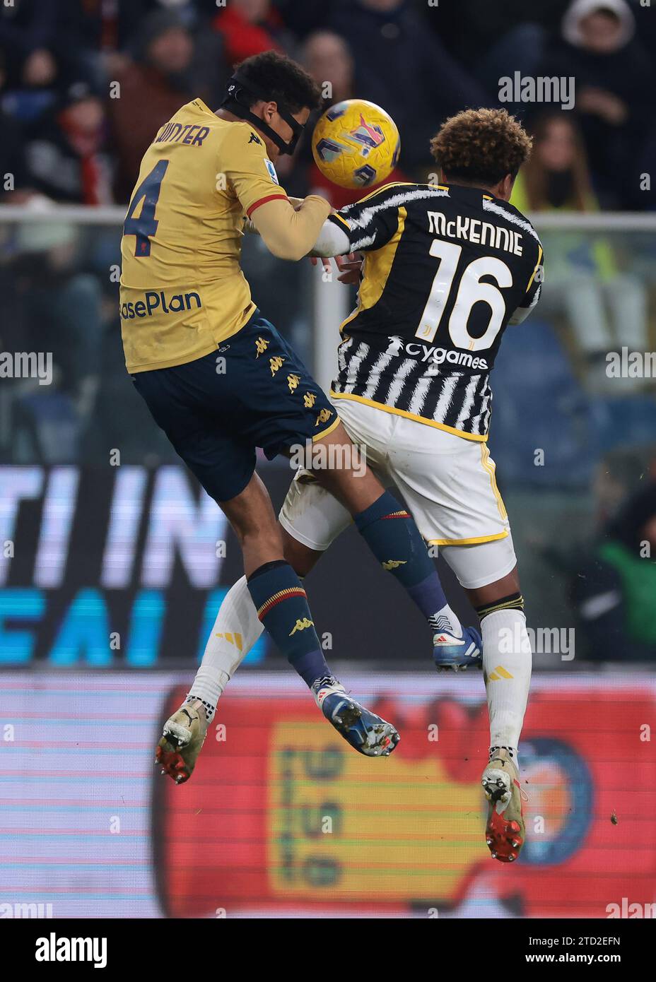 Genoa, Italy, 15th December 2023. Koni De Winter of Genoa CFC ...