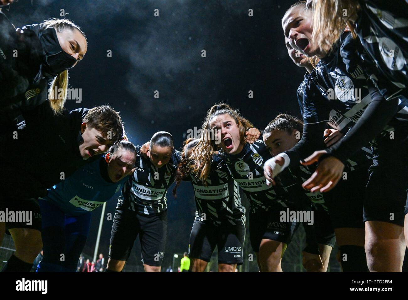 Team Charleroi pictured before a female soccer game between Sporting du ...