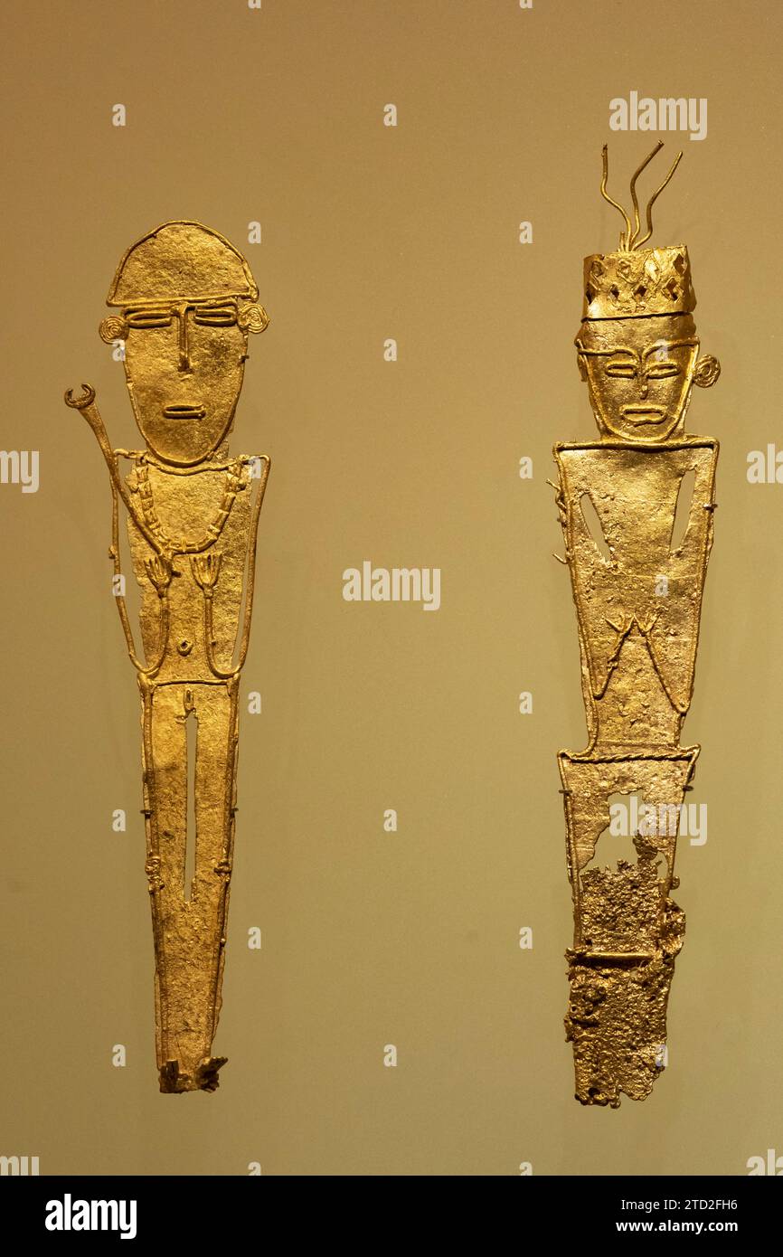 Figure of gold, Museo del Oro, Bogota, Columbia Stock Photo - Alamy