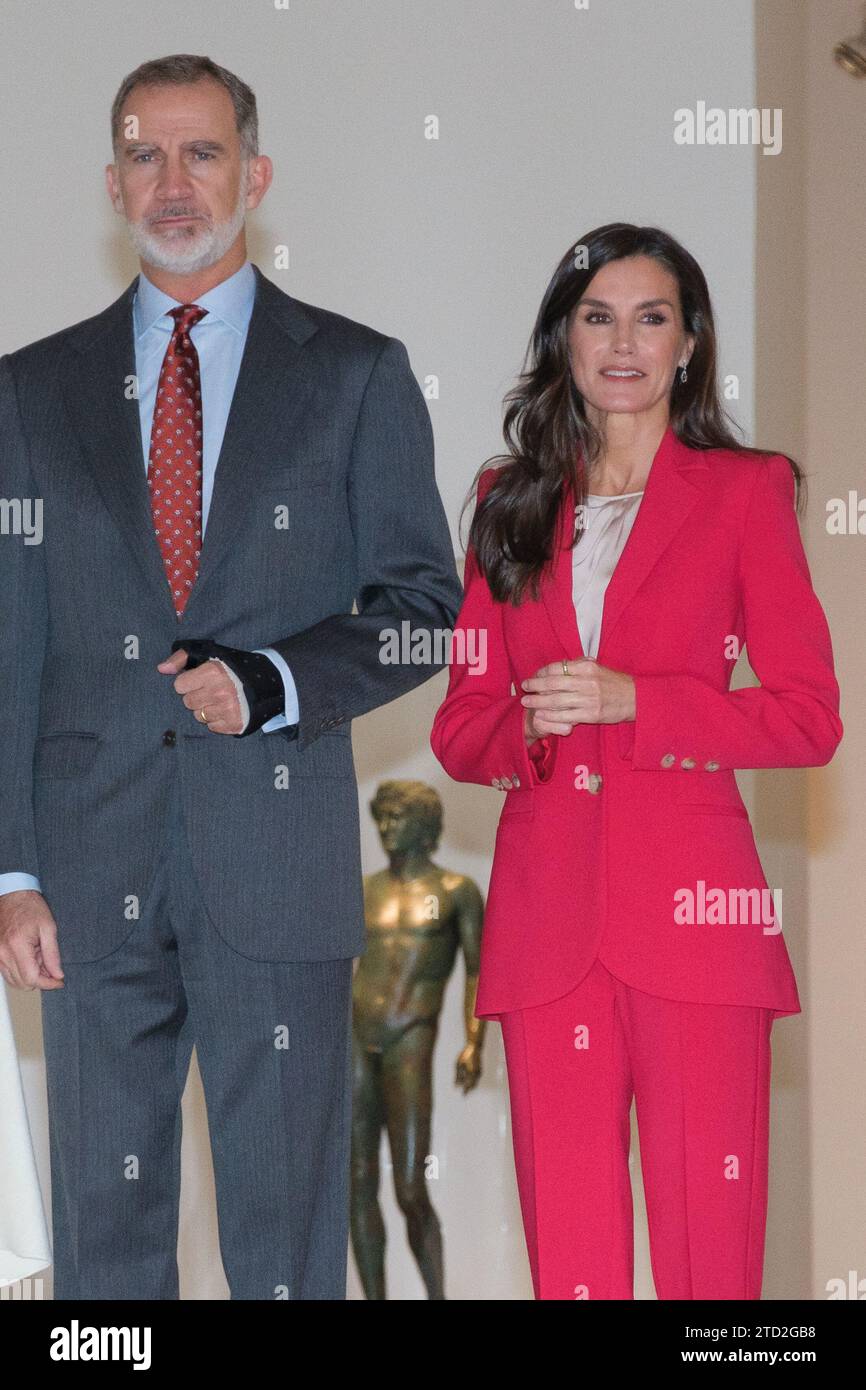 Spanish Royals Visit The Exhibition "Picasso 1906. La Gran ...