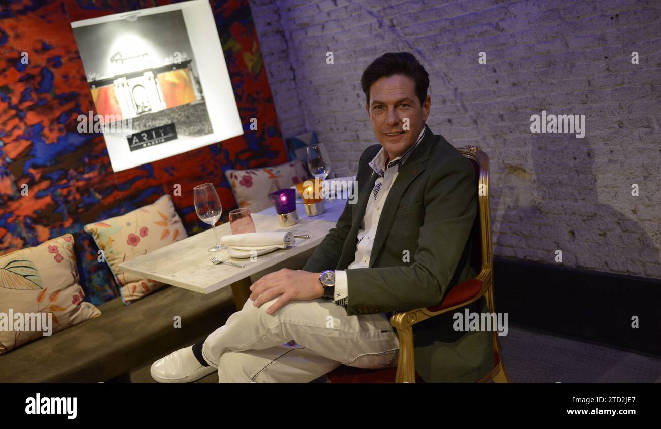 Oscar lozano hi-res stock photography and images - Alamy