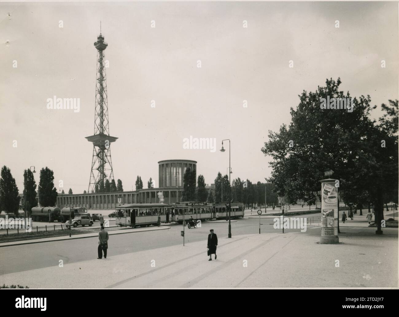 Berlin (Germany), 1940 (ca.). View of the Radio Tower. Credit: Album ...