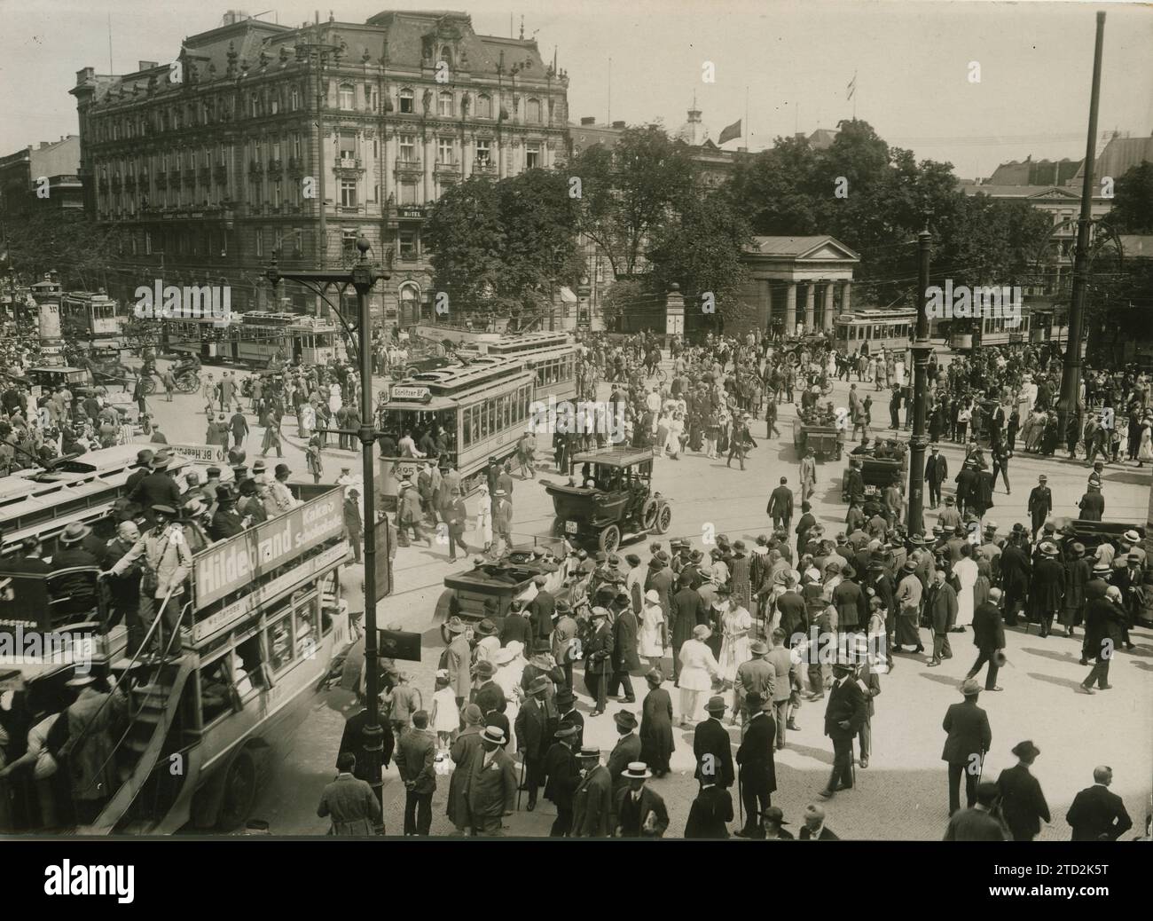 Berlin (Germany), 1905 (ca.). View of Potsdamer Platz. Credit: Album ...