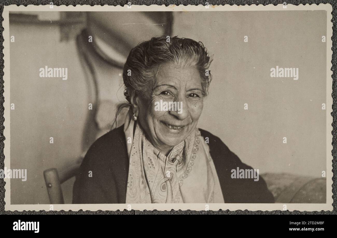 Seville, December 1945. Interview with the dancer Juana la Macarrona ...