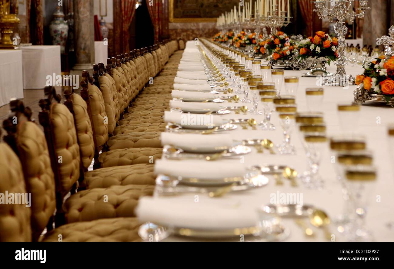 Madrid, 02/22/2017. Table preparations for a gala dinner at the Royal ...