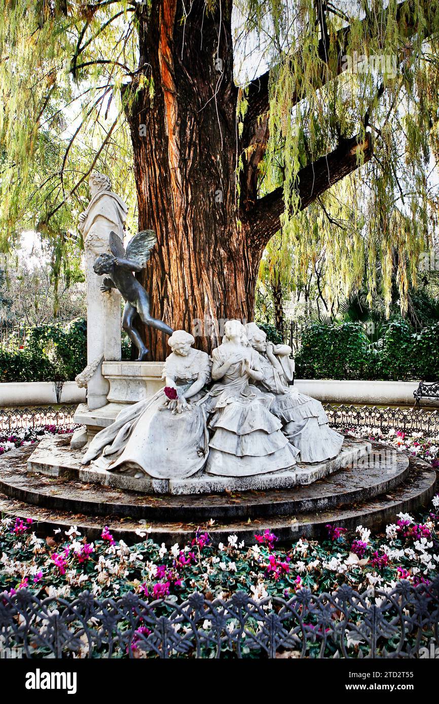 Seville, 02/07/2013, monument of Gustavo Adolfo Becquer in the María ...