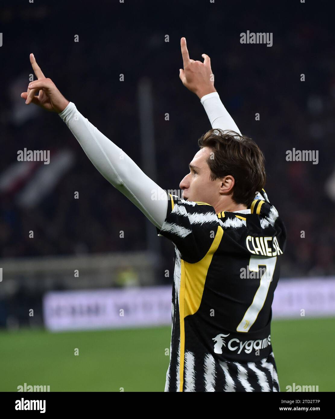 (231216) -- GENOVA, Dec. 16, 2023 (Xinhua) -- FC Juventus' Federico ...