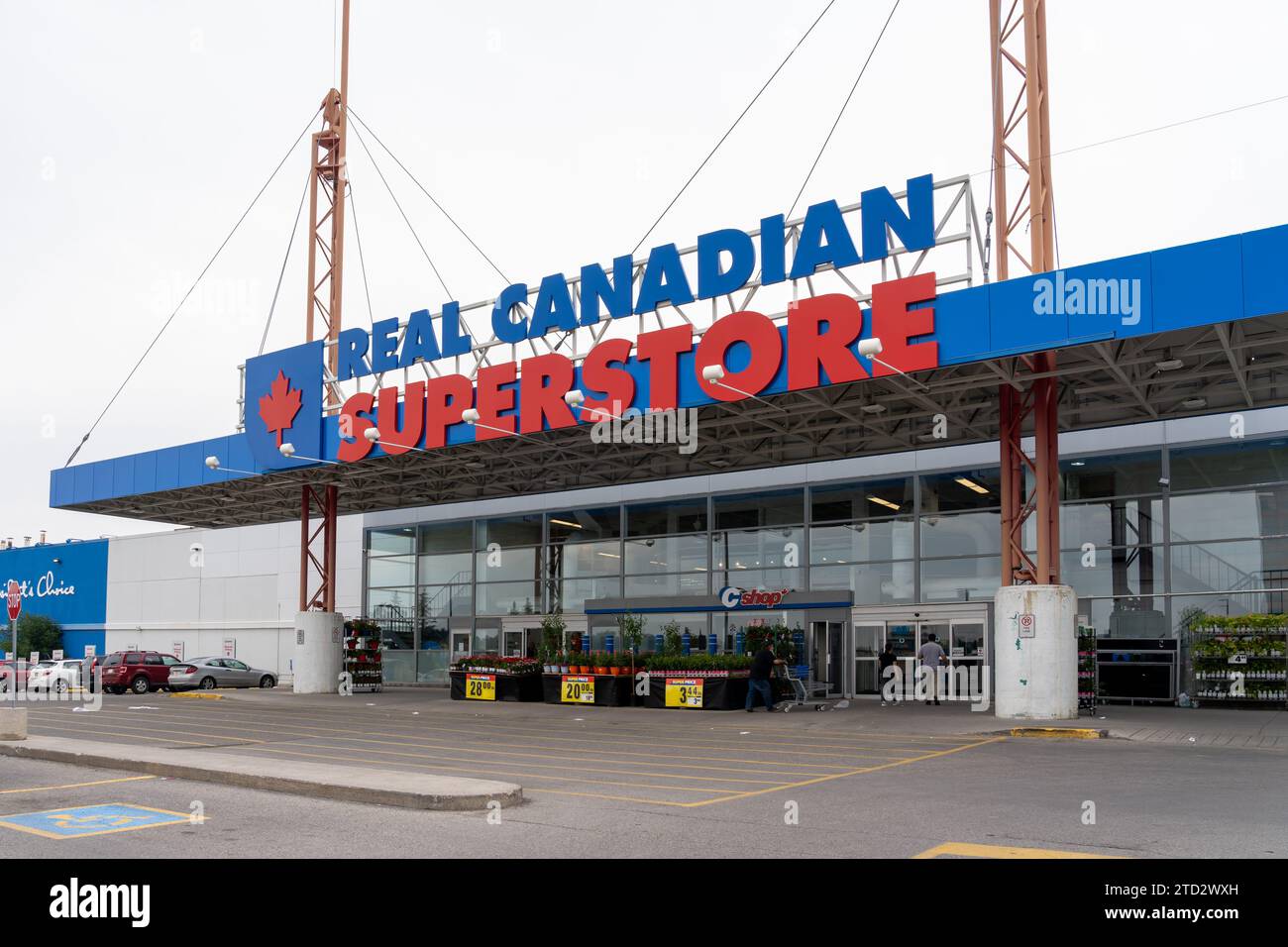 Real canadian superstore logo hi-res stock photography and images - Alamy