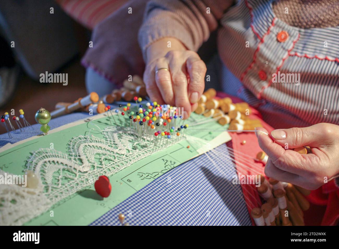 Handcrafted bobbin threads hi-res stock photography and images - Alamy