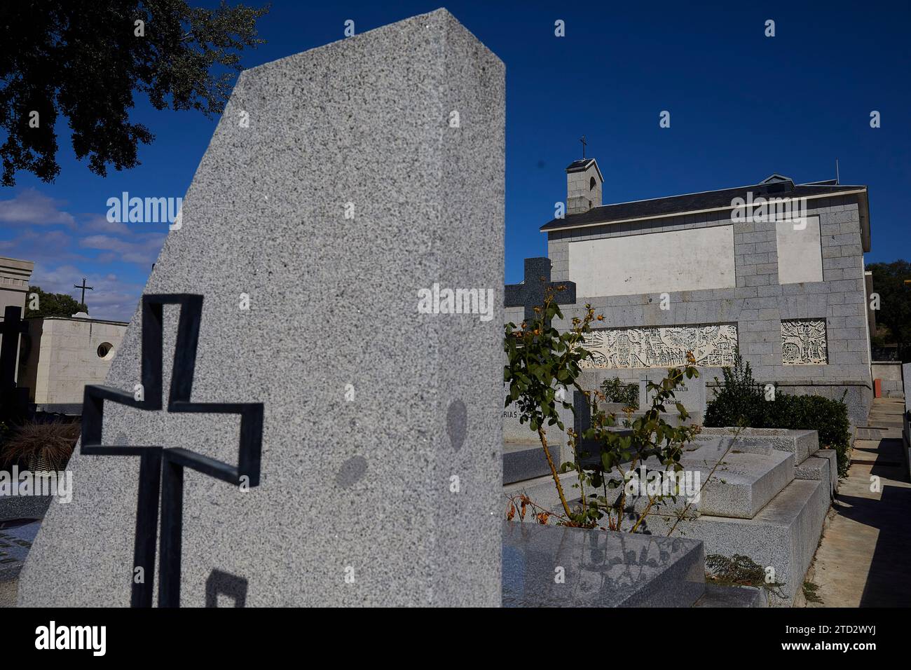 Mingorrubio cemetery hi-res stock photography and images - Alamy