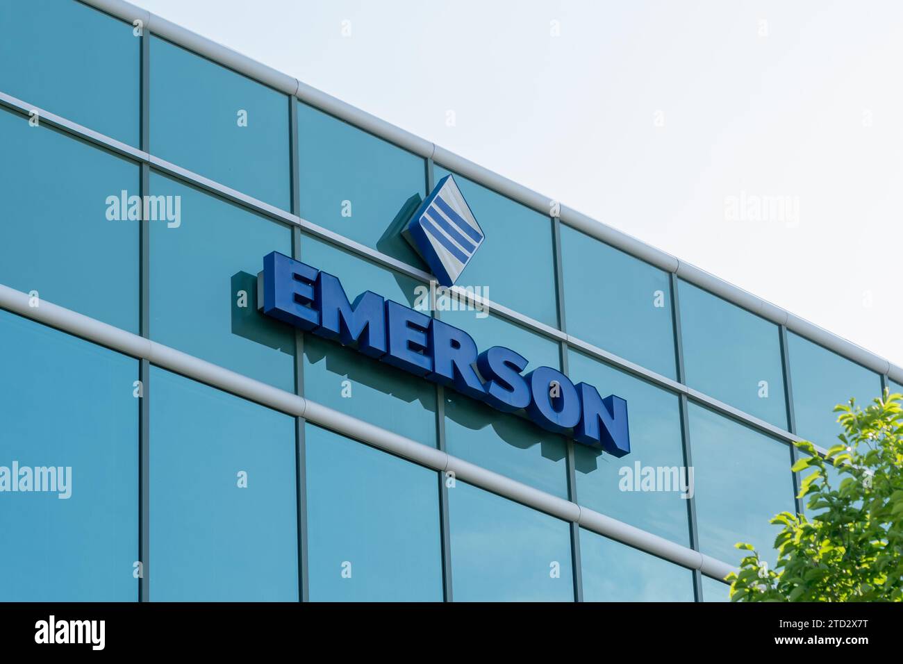 Emerson automation solutions hi-res stock photography and images - Alamy