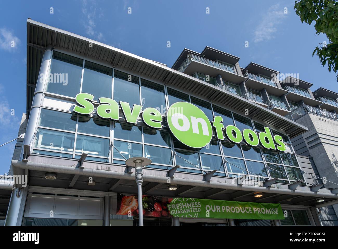 Save on foods hi-res stock photography and images - Alamy